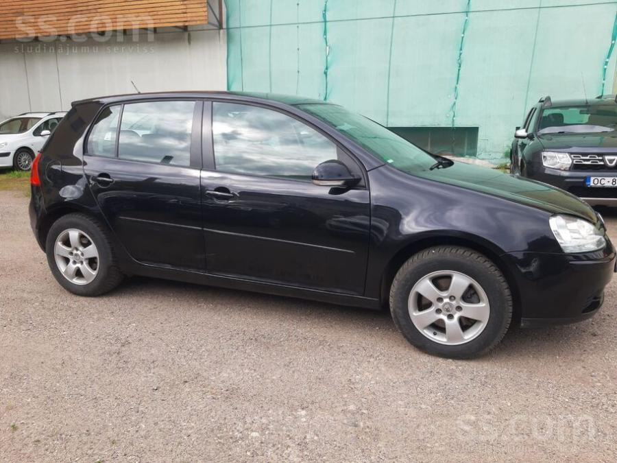 Черный Фольксваген Гольф 2005 в Даугавпилс, объемом двигателя 1.90 л и пробегом 0 тыс. км за 2650 €, фото 6 на AUTOMOTO.COM.LV