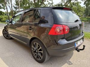 Melns Volkswagen Golf 2005 Bauska, ar dzinēja tilpumu 1.90 L un nobraukumu 370 tūkst. km par 2000 €, foto 3 vietnē AUTOMOTO.COM.LV