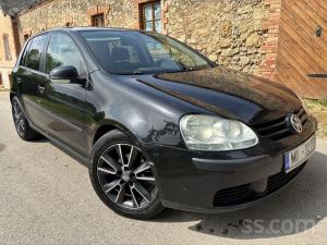 Melns Volkswagen Golf 2005 Bauska, ar dzinēja tilpumu 1.90 L un nobraukumu 370 tūkst. km par 2000 €, foto 4 vietnē AUTOMOTO.COM.LV