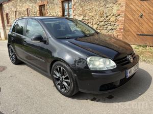 Melns Volkswagen Golf 2005 Bauska, ar dzinēja tilpumu 1.90 L un nobraukumu 370 tūkst. km par 2000 €, foto 7 vietnē AUTOMOTO.COM.LV