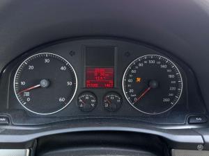 Black Volkswagen Golf 2005 in Vilnius, with an engine capacity of 1.90 L and mileage of 217 thousand km for 1750 €, photo 25 on AUTOMOTO.COM.LV