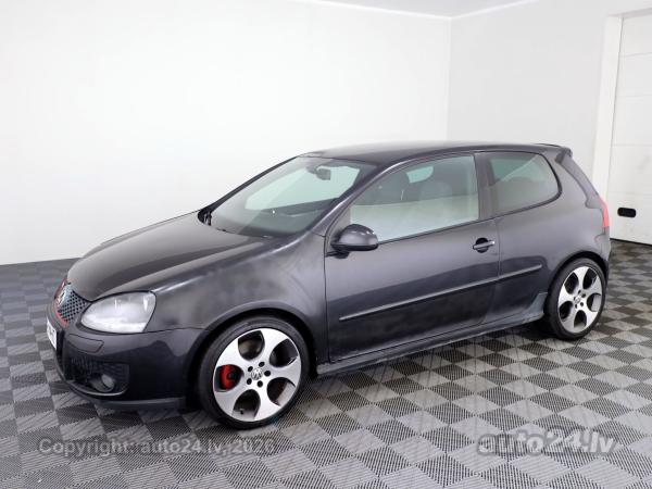 Melns Volkswagen Golf 2005 Tallina, ar dzinēja tilpumu 2.00 L un nobraukumu 232 tūkst. km par 1499 €, foto 2 vietnē AUTOMOTO.COM.LV