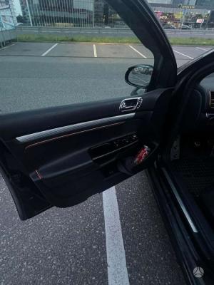 Black Volkswagen Golf 2005 in Vilnius, with an engine capacity of 1.90 L and mileage of 260 thousand km for 3200 €, photo 12 on AUTOMOTO.COM.LV
