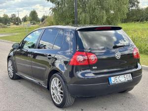 Melns Volkswagen Golf 2005 Viļņa, ar dzinēja tilpumu 1.90 L un nobraukumu 300 tūkst. km par 2300 €, foto 6 vietnē AUTOMOTO.COM.LV
