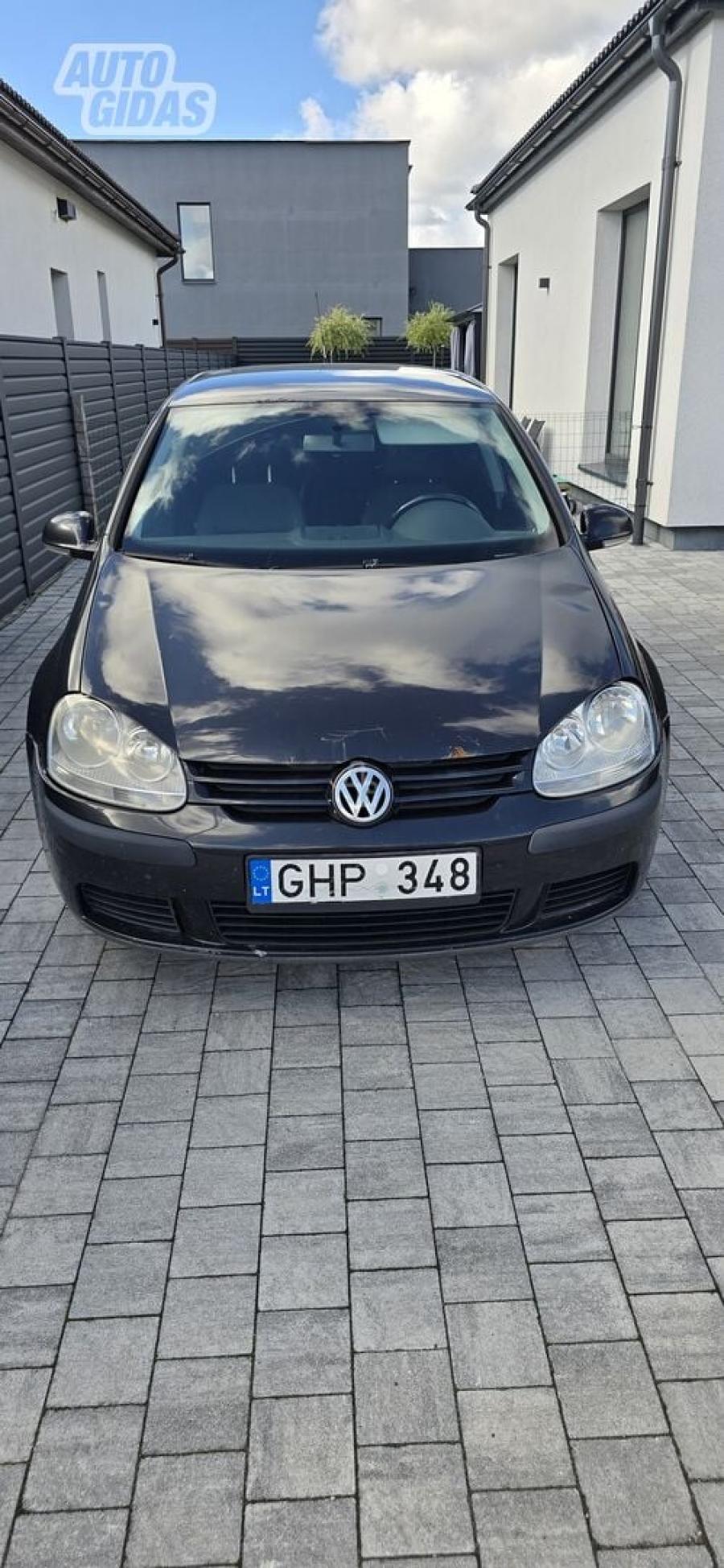 Black Volkswagen Golf 2005 in Klaipeda, with an engine capacity of 1.90 L and mileage of 262 thousand km for 500 €, photo 1 on AUTOMOTO.COM.LV