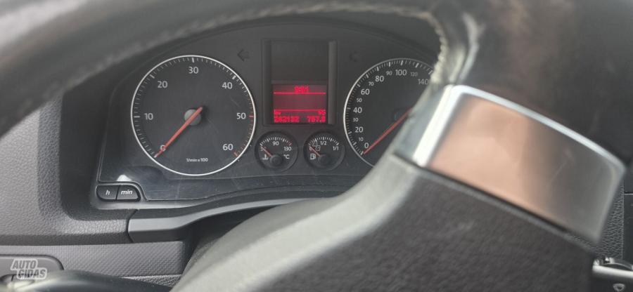 Black Volkswagen Golf 2005 in Klaipeda, with an engine capacity of 1.90 L and mileage of 262 thousand km for 500 €, photo 8 on AUTOMOTO.COM.LV