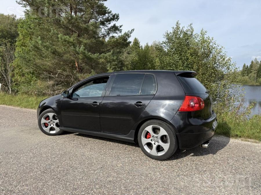 Melns Volkswagen Golf 2005 Kuldīga, ar dzinēja tilpumu 2.00 L un nobraukumu 339 tūkst. km par 3600 €, foto 6 vietnē AUTOMOTO.COM.LV