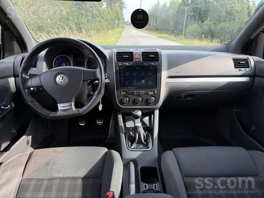 Melns Volkswagen Golf 2005 Kuldīga, ar dzinēja tilpumu 2.00 L un nobraukumu 339 tūkst. km par 3600 €, foto 8 vietnē AUTOMOTO.COM.LV