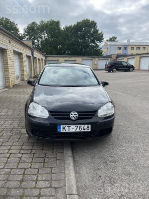 Melns Volkswagen Golf 2005 Ventspils, ar dzinēja tilpumu 1.90 L un nobraukumu 342 tūkst. km par 1100 €, foto 3 vietnē AUTOMOTO.COM.LV