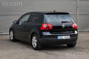 Black Volkswagen Golf 2006 in Riga, with an engine capacity of 1.90 L and mileage of 0 thousand km for 2493 €, photo 7 on AUTOMOTO.COM.LV
