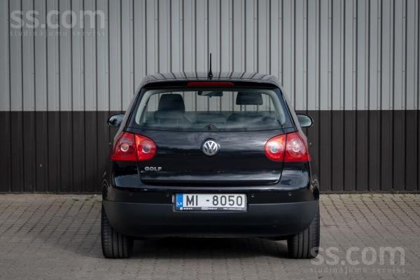 Melns Volkswagen Golf 2006 Talsi, ar dzinēja tilpumu 1.40 L un nobraukumu 278 tūkst. km par 1290 €, foto 5 vietnē AUTOMOTO.COM.LV