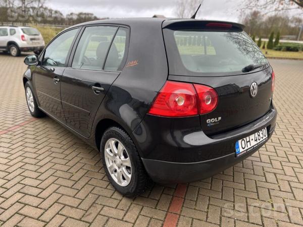 Melns Volkswagen Golf 2006 Rēzekne, ar dzinēja tilpumu 1.90 L un nobraukumu 282 tūkst. km par 3450 €, foto 6 vietnē AUTOMOTO.COM.LV
