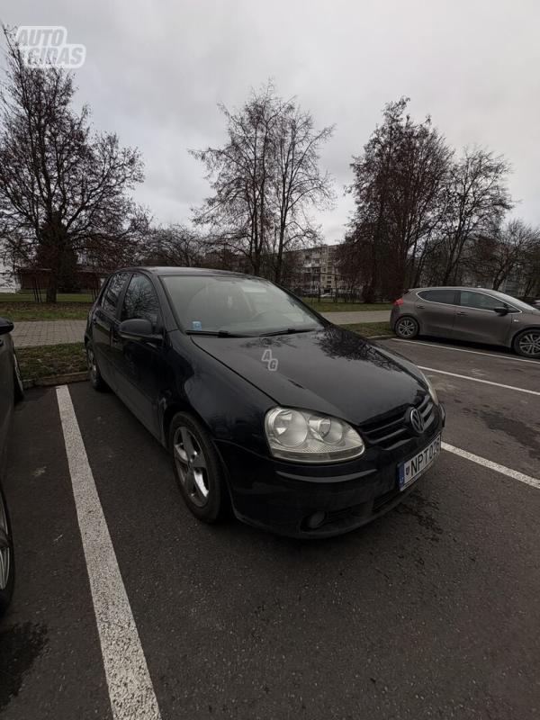 Black Volkswagen Golf 2006 in Kaunas, with an engine capacity of 1.60 L and mileage of 199 thousand km for 1400 €, photo 2 on AUTOMOTO.COM.LV