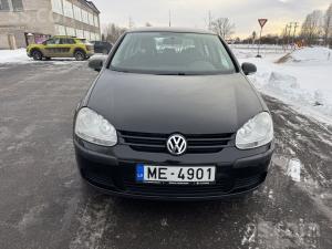 Black Volkswagen Golf 2006 in Talsi, with an engine capacity of 1.40 L and mileage of 267 thousand km for 2600 €, photo 2 on AUTOMOTO.COM.LV