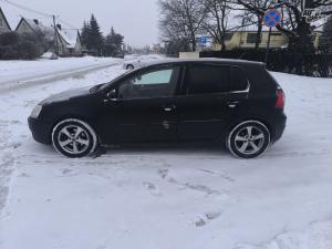 Melns Volkswagen Golf 2006 Kauņa, ar dzinēja tilpumu 1.60 L un nobraukumu 195 tūkst. km par 1850 €, foto 4 vietnē AUTOMOTO.COM.LV