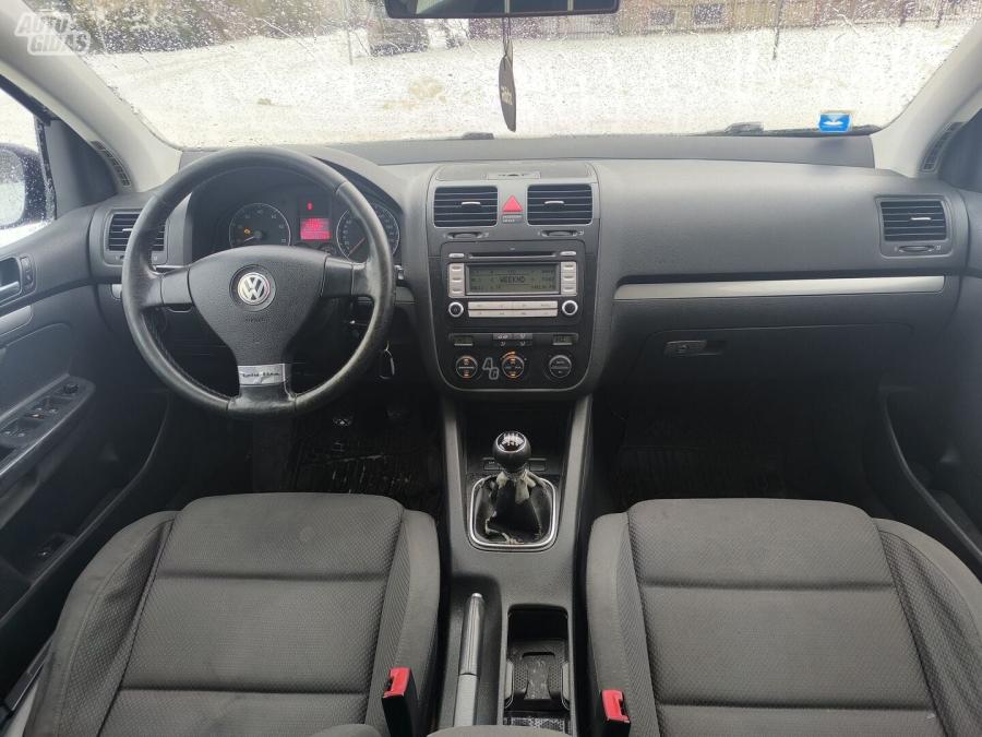 Melns Volkswagen Golf 2006 Kauņa, ar dzinēja tilpumu 1.60 L un nobraukumu 195 tūkst. km par 1850 €, foto 9 vietnē AUTOMOTO.COM.LV