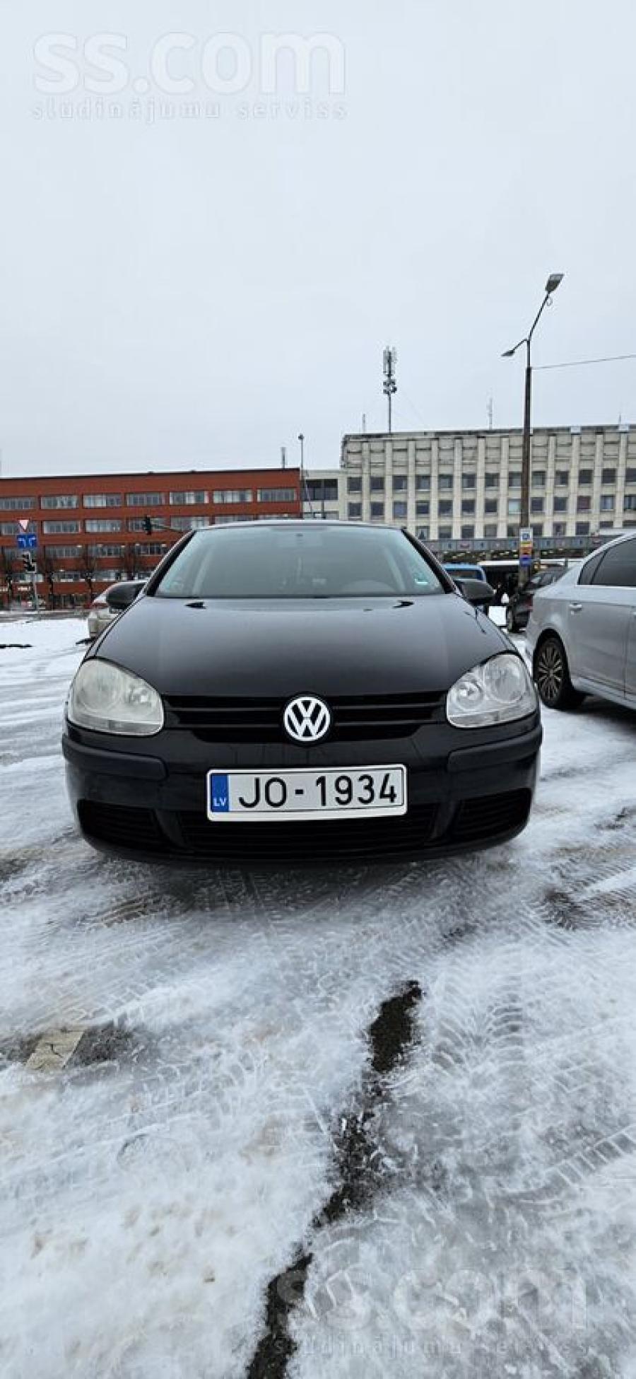 Melns Volkswagen Golf 2006 Rīga, ar dzinēja tilpumu 1.40 L un nobraukumu 194 tūkst. km par 1600 €, foto 1 vietnē AUTOMOTO.COM.LV