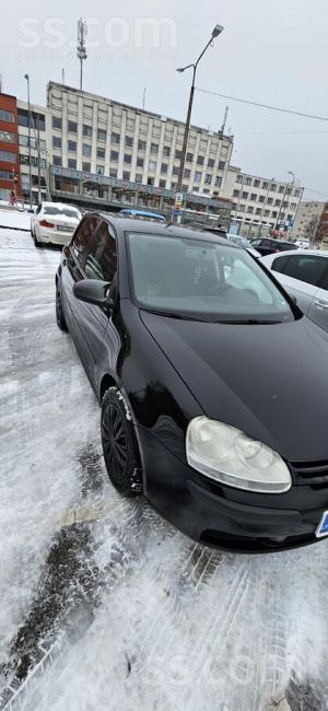 Melns Volkswagen Golf 2006 Rīga, ar dzinēja tilpumu 1.40 L un nobraukumu 194 tūkst. km par 1600 €, foto 3 vietnē AUTOMOTO.COM.LV