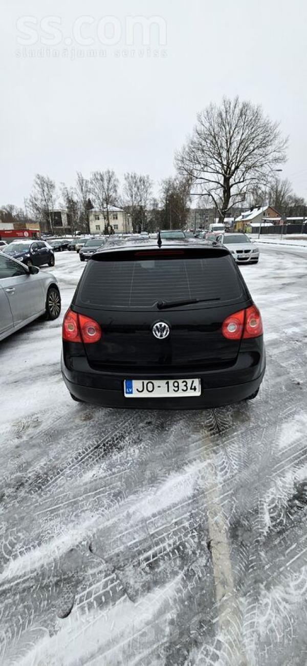 Melns Volkswagen Golf 2006 Rīga, ar dzinēja tilpumu 1.40 L un nobraukumu 194 tūkst. km par 1600 €, foto 8 vietnē AUTOMOTO.COM.LV
