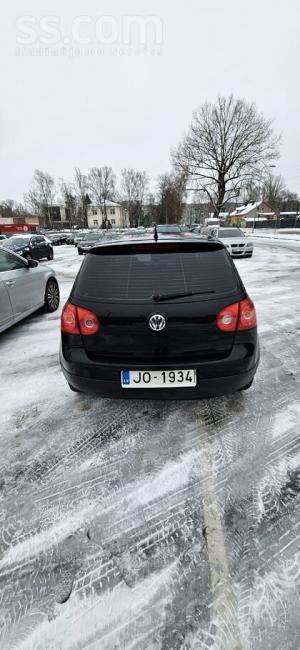 Melns Volkswagen Golf 2006 Rīga, ar dzinēja tilpumu 1.40 L un nobraukumu 194 tūkst. km par 1600 €, foto 8 vietnē AUTOMOTO.COM.LV