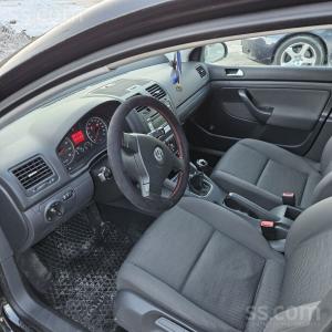 Melns Volkswagen Golf 2006 Rīga, ar dzinēja tilpumu 1.40 L un nobraukumu 194 tūkst. km par 1600 €, foto 9 vietnē AUTOMOTO.COM.LV