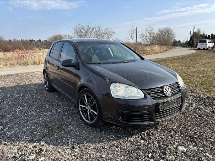 Black Volkswagen Golf 2006 in Kaunas, with an engine capacity of 1.40 L and mileage of 224 thousand km for 2650 €, photo 3 on AUTOMOTO.COM.LV