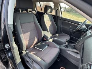 Black Volkswagen Golf 2006 in Kaunas, with an engine capacity of 1.40 L and mileage of 224 thousand km for 2650 €, photo 12 on AUTOMOTO.COM.LV