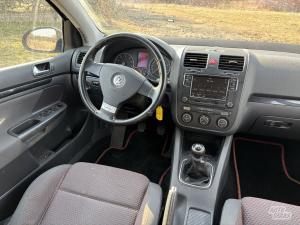 Black Volkswagen Golf 2006 in Kaunas, with an engine capacity of 1.40 L and mileage of 224 thousand km for 2650 €, photo 13 on AUTOMOTO.COM.LV