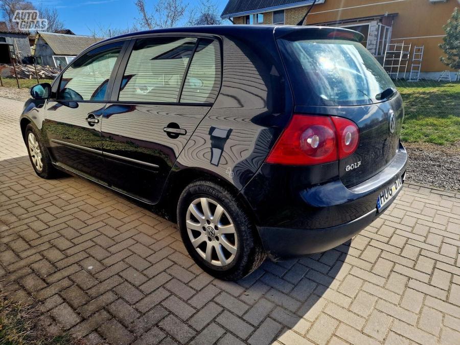 Melns Volkswagen Golf 2006 Kaišiadorys, ar dzinēja tilpumu 1.90 L un nobraukumu 307 tūkst. km par 1650 €, foto 1 vietnē AUTOMOTO.COM.LV