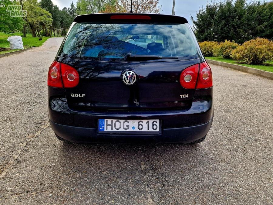 Melns Volkswagen Golf 2006 Kaišiadorys, ar dzinēja tilpumu 1.90 L un nobraukumu 307 tūkst. km par 1650 €, foto 3 vietnē AUTOMOTO.COM.LV
