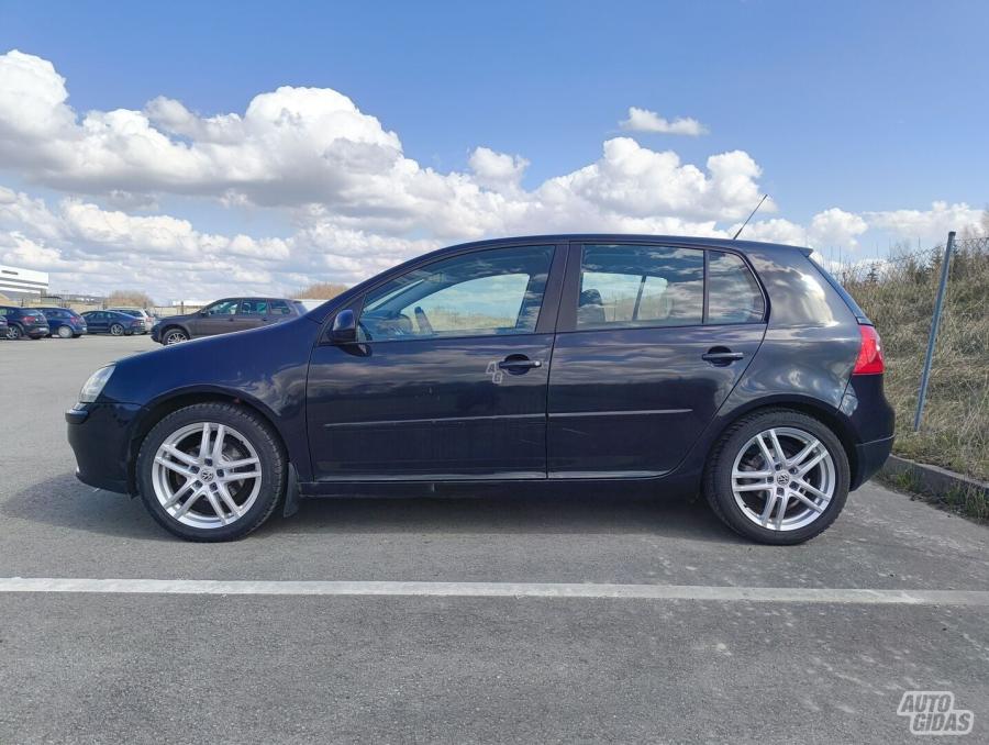 Melns Volkswagen Golf 2006 Kauņa, ar dzinēja tilpumu 1.90 L un nobraukumu 275 tūkst. km par 1900 €, foto 9 vietnē AUTOMOTO.COM.LV