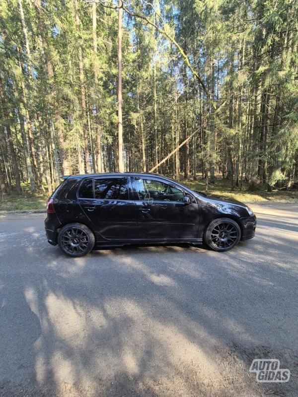 Melns Volkswagen Golf 2006 Plungė, ar dzinēja tilpumu 1.40 L un nobraukumu 329 tūkst. km par 3000 €, foto 4 vietnē AUTOMOTO.COM.LV