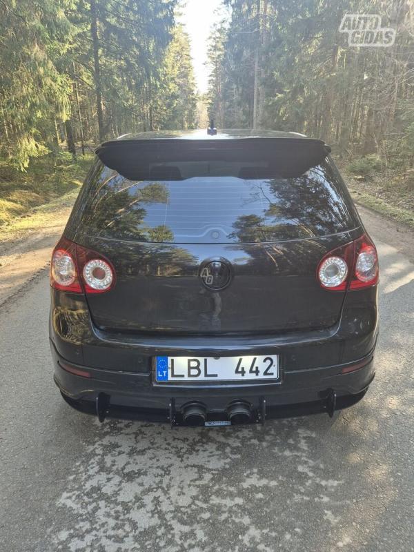 Melns Volkswagen Golf 2006 Plungė, ar dzinēja tilpumu 1.40 L un nobraukumu 329 tūkst. km par 3000 €, foto 6 vietnē AUTOMOTO.COM.LV