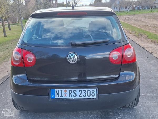Melns Volkswagen Golf 2006 Mažeikiai, ar dzinēja tilpumu 2.00 L un nobraukumu 2229 tūkst. km par 2750 €, foto 7 vietnē AUTOMOTO.COM.LV