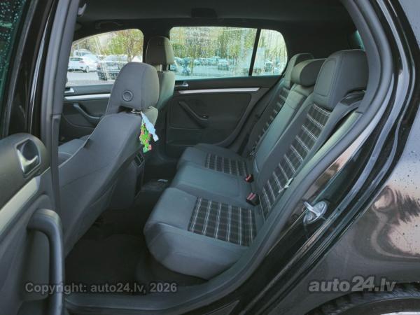 Melns Volkswagen Golf 2006 Tartu, ar dzinēja tilpumu 2.00 L un nobraukumu 323 tūkst. km par 2999 €, foto 9 vietnē AUTOMOTO.COM.LV