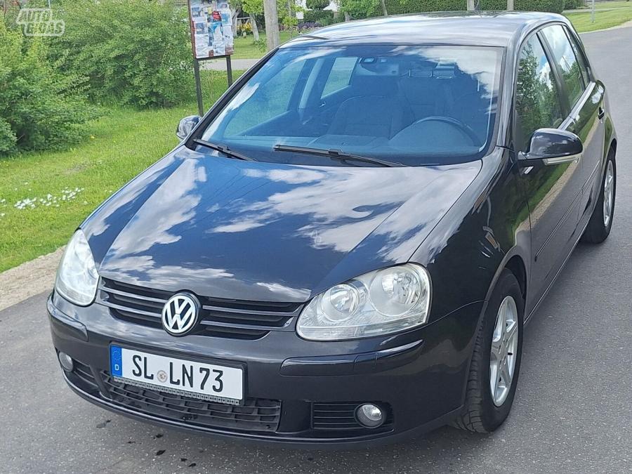 Black Volkswagen Golf 2006 in Mazeikiai, with an engine capacity of 2.00 L and mileage of 223 thousand km for 2750 €, photo 6 on AUTOMOTO.COM.LV