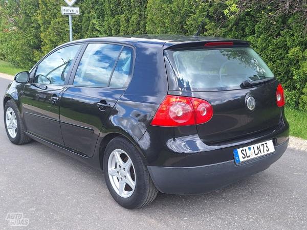 Melns Volkswagen Golf 2006 Mažeikiai, ar dzinēja tilpumu 2.00 L un nobraukumu 223 tūkst. km par 2750 €, foto 7 vietnē AUTOMOTO.COM.LV