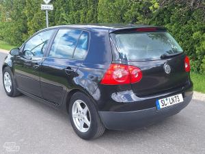 Black Volkswagen Golf 2006 in Mazeikiai, with an engine capacity of 2.00 L and mileage of 223 thousand km for 2750 €, photo 8 on AUTOMOTO.COM.LV