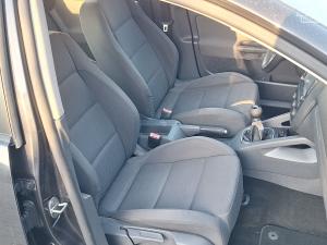 Black Volkswagen Golf 2006 in Mazeikiai, with an engine capacity of 2.00 L and mileage of 223 thousand km for 2750 €, photo 20 on AUTOMOTO.COM.LV