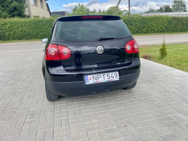 Melns Volkswagen Golf 2006 Viļņa, ar dzinēja tilpumu 1.60 L un nobraukumu 280 tūkst. km par 2500 €, foto 7 vietnē AUTOMOTO.COM.LV