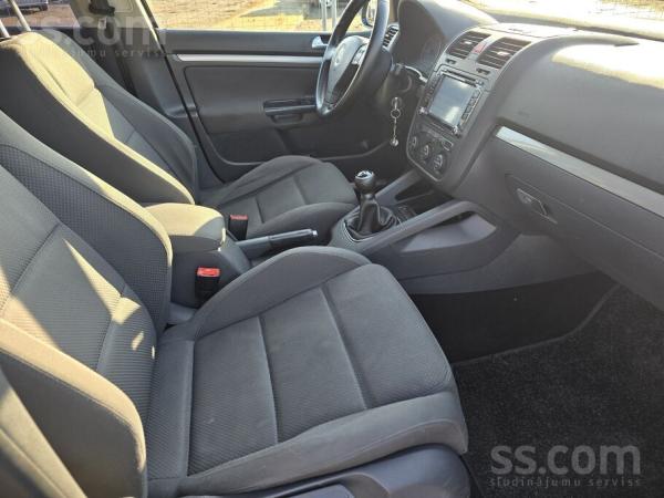 Black Volkswagen Golf 2006 in Riga, with an engine capacity of 2.00 L and mileage of 0 thousand km for 1200 €, photo 9 on AUTOMOTO.COM.LV