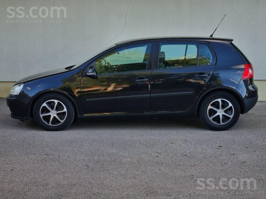 Melns Volkswagen Golf 2006 Ogre, ar dzinēja tilpumu 1.60 L un nobraukumu 299 tūkst. km par 1950 €, foto 6 vietnē AUTOMOTO.COM.LV
