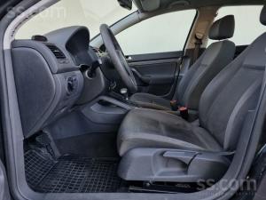 Melns Volkswagen Golf 2006 Ogre, ar dzinēja tilpumu 1.60 L un nobraukumu 299 tūkst. km par 1950 €, foto 11 vietnē AUTOMOTO.COM.LV