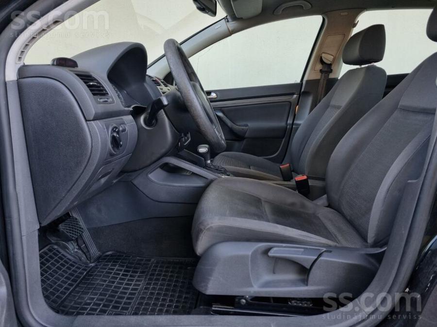 Melns Volkswagen Golf 2006 Ogre, ar dzinēja tilpumu 1.60 L un nobraukumu 299 tūkst. km par 1950 €, foto 11 vietnē AUTOMOTO.COM.LV