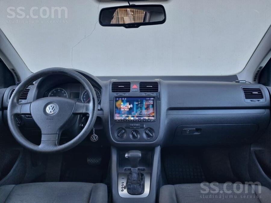 Melns Volkswagen Golf 2006 Ogre, ar dzinēja tilpumu 1.60 L un nobraukumu 299 tūkst. km par 1950 €, foto 14 vietnē AUTOMOTO.COM.LV