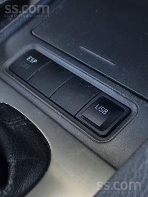 Melns Volkswagen Golf 2006 Ogre, ar dzinēja tilpumu 1.60 L un nobraukumu 299 tūkst. km par 1950 €, foto 18 vietnē AUTOMOTO.COM.LV