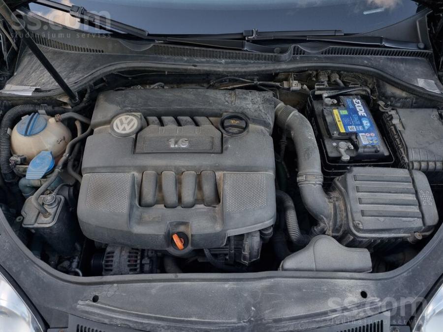 Melns Volkswagen Golf 2006 Ogre, ar dzinēja tilpumu 1.60 L un nobraukumu 299 tūkst. km par 1950 €, foto 22 vietnē AUTOMOTO.COM.LV
