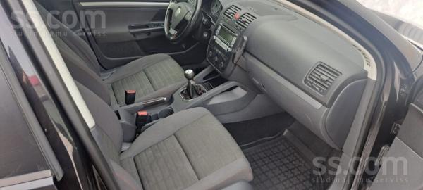 Melns Volkswagen Golf 2006 Bauska, ar dzinēja tilpumu 1.90 L un nobraukumu 440 tūkst. km par 1850 €, foto 7 vietnē AUTOMOTO.COM.LV