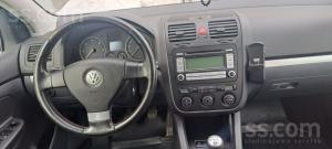 Black Volkswagen Golf 2006 in Bauska, with an engine capacity of 1.90 L and mileage of 440 thousand km for 1850 €, photo 9 on AUTOMOTO.COM.LV