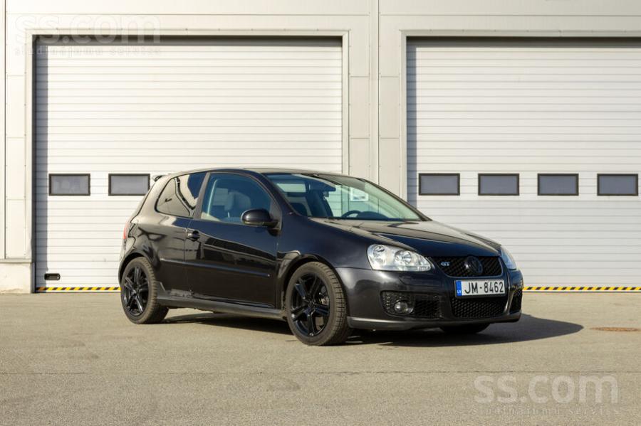 Melns Volkswagen Golf 2006 Rīga, ar dzinēja tilpumu 2.00 L un nobraukumu 299 tūkst. km par 2999 €, foto 1 vietnē AUTOMOTO.COM.LV